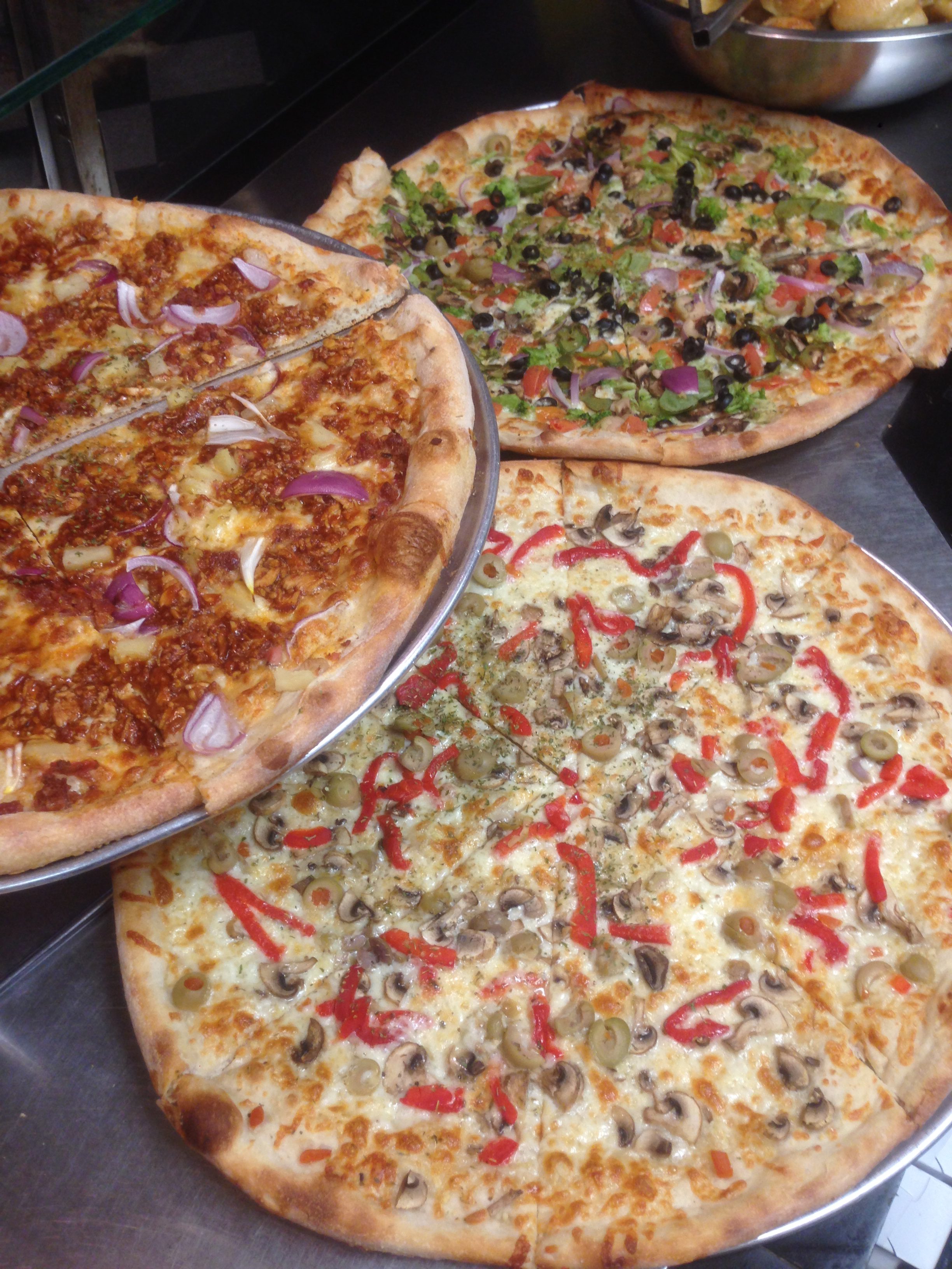 Delicious Pizza and Pub fare! | Trappers II Pizza & Pub